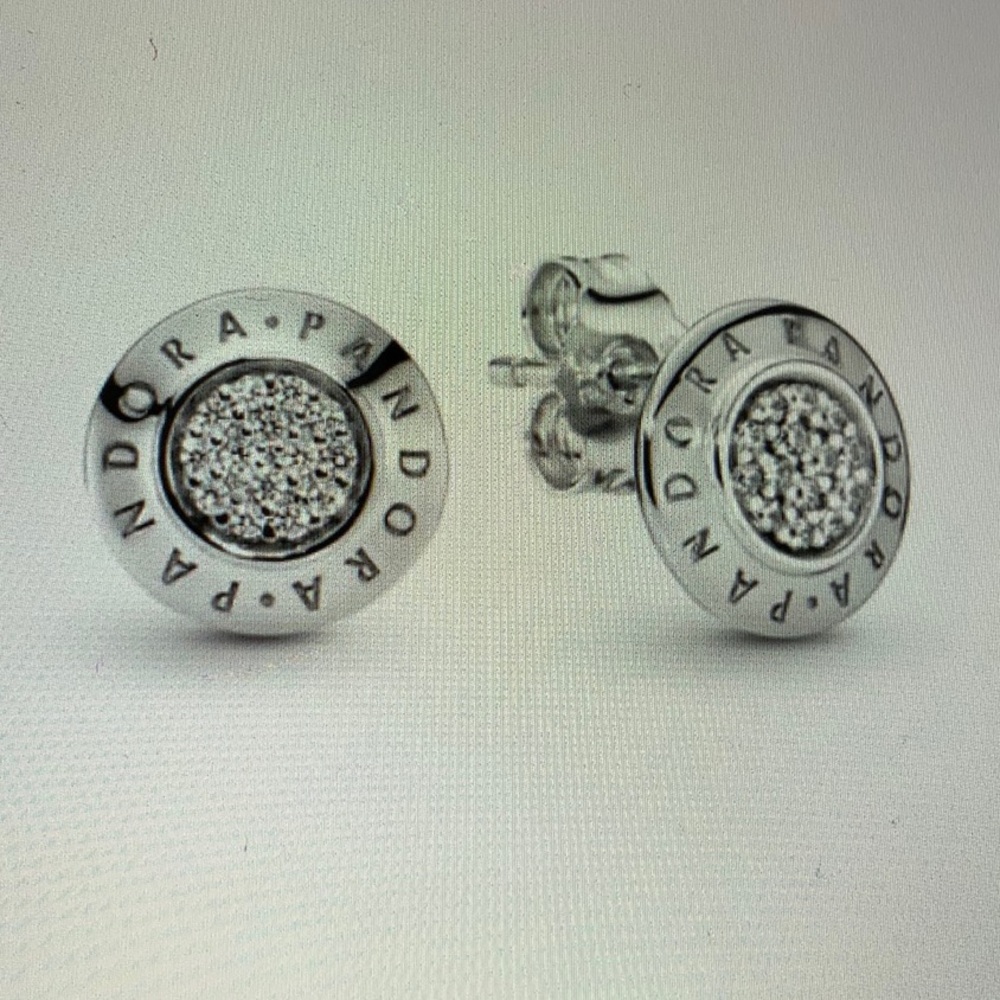 Authentic Pandora Sparkling Pandora Logo Stud. Good P… - Gem
